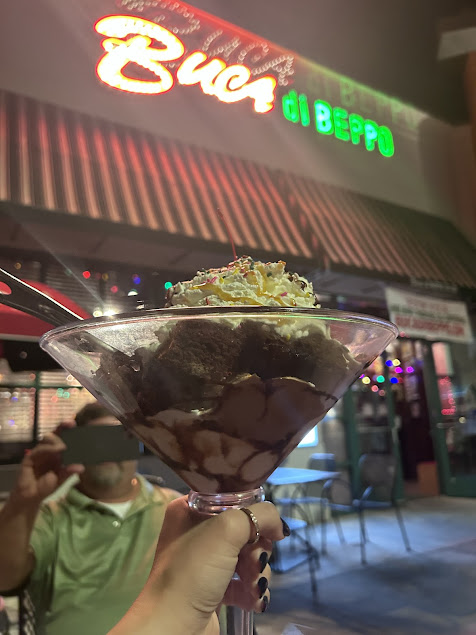 The Italian Midddle Dining Menu of Buca di Beppo--Pizza, Pasta and Banquet